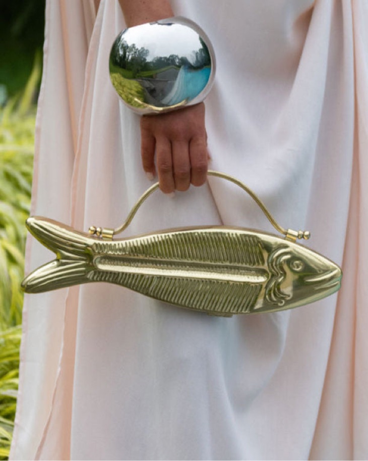 IT SUMMER BAG - Gold Fish Clutch by Vin. - Pickle