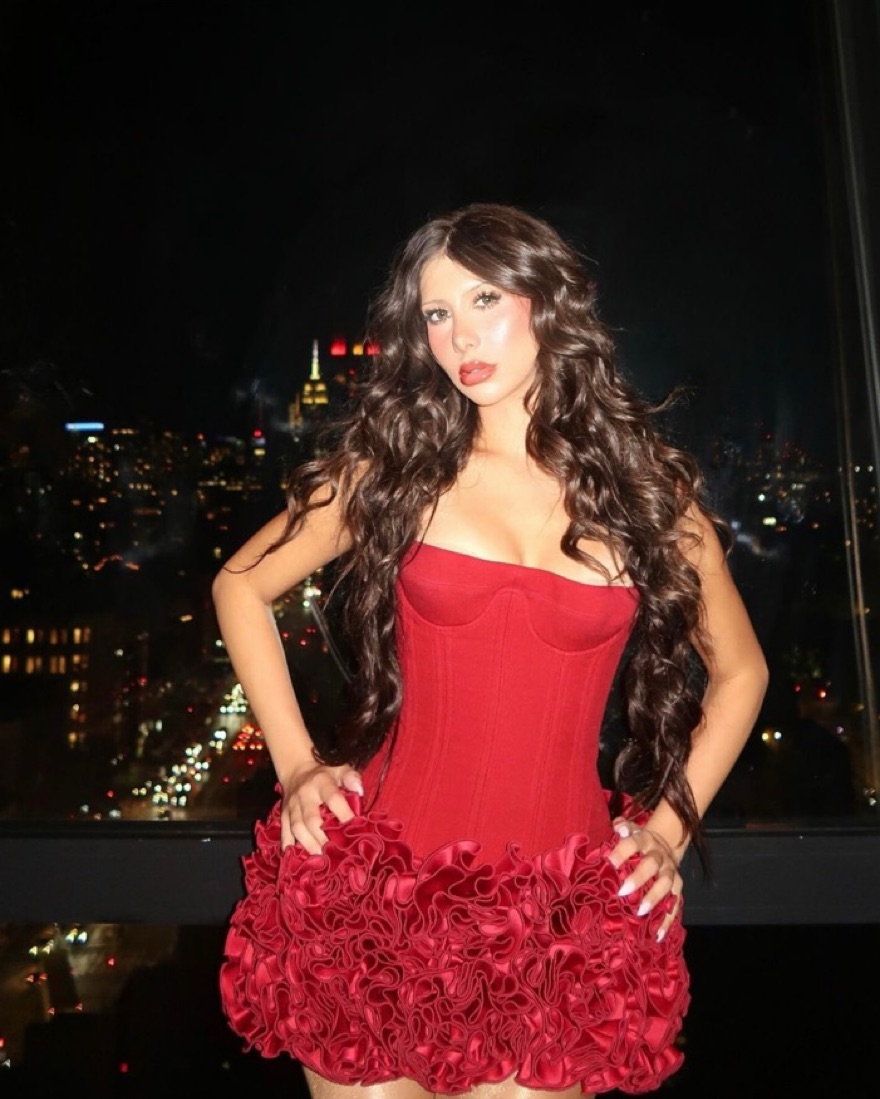 FANCI CLUB SET Comes With Rose Chocker | Pickle